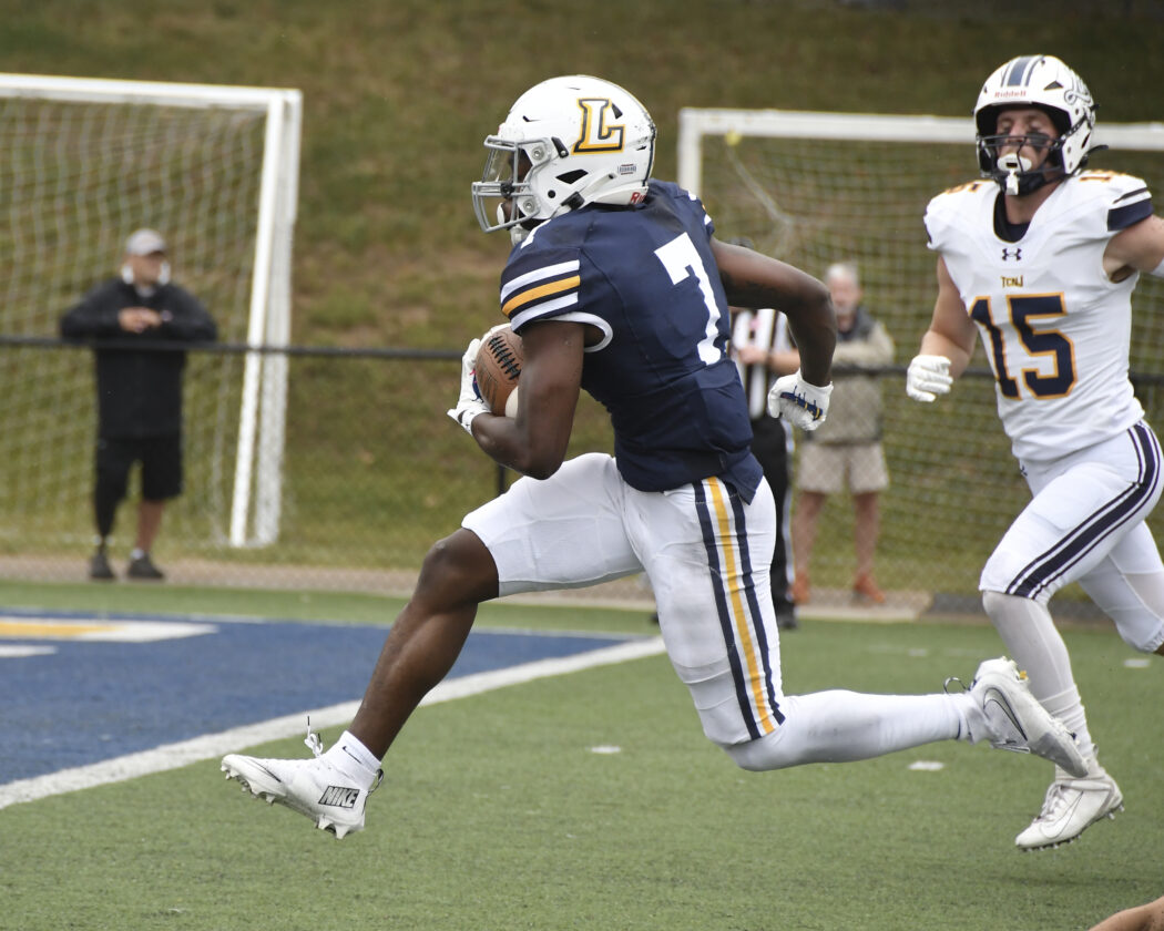 Lycoming drops 27-24 home opener in football to TCNJ | News, Sports ...